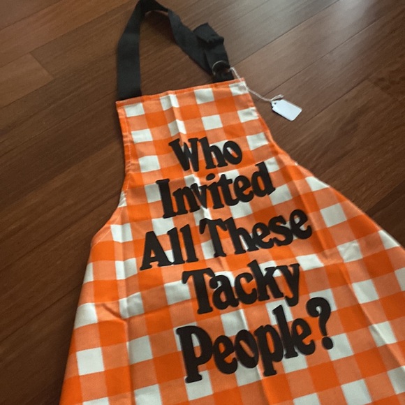 Vintage | Kitchen | Vintage Now Designs Apron Who Invited These Tacky ...